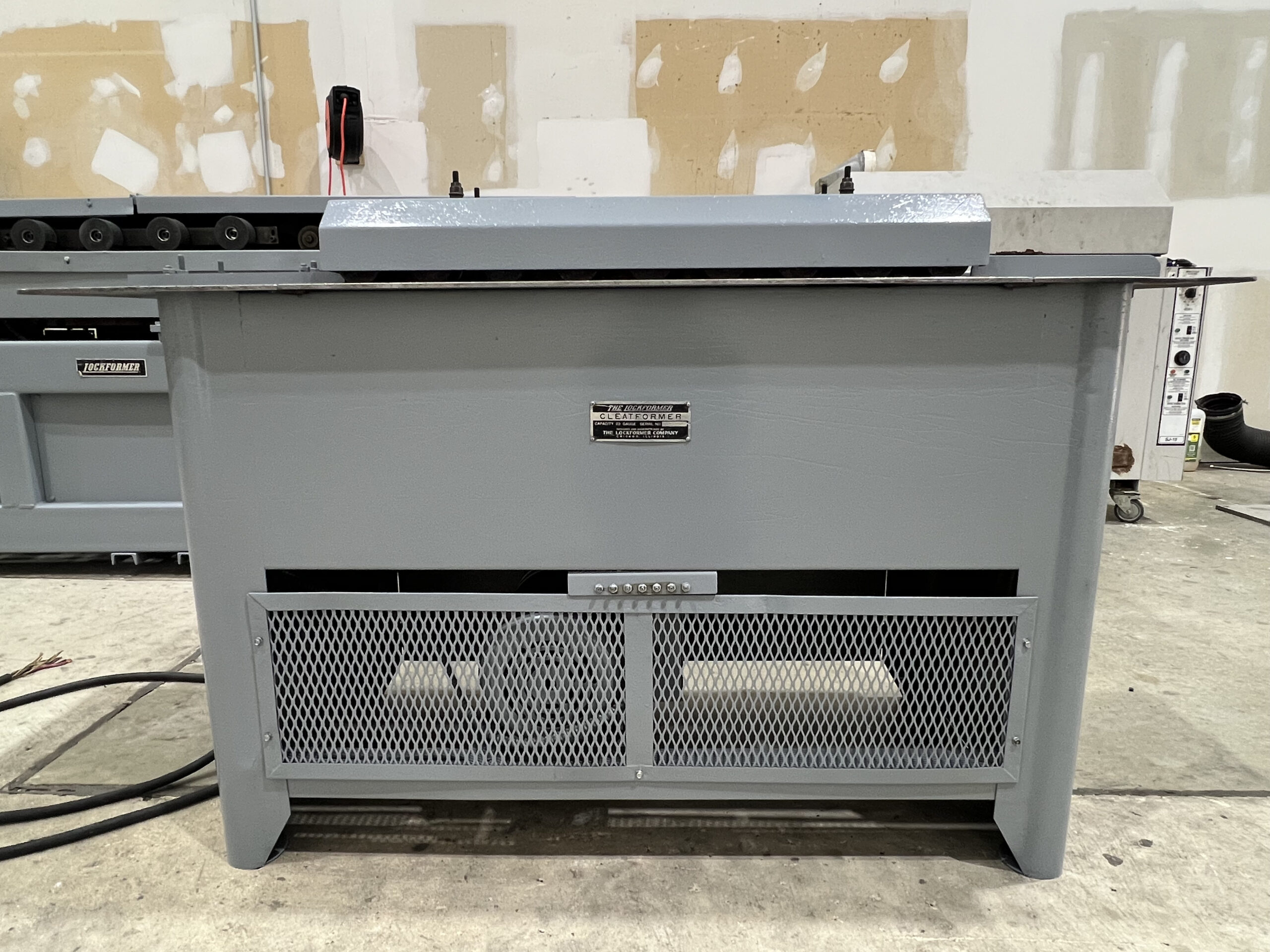 Lockformer 8900 Cleatformer (Used Machinery)